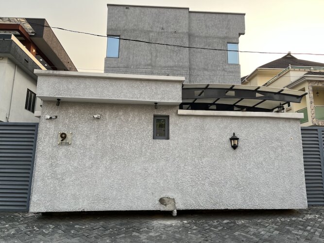 Riivana Leisure Tavern - Lagos