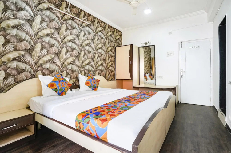 Fabhotel Saroj Inn - Nashik