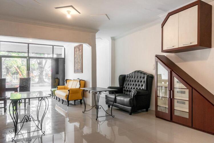 Reddoorz Near Manhattan Times Square Medan 2 - Medan
