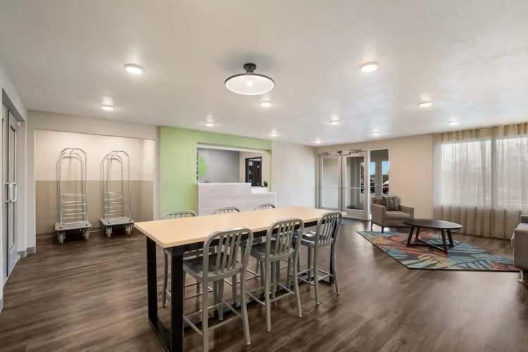 Woodspring Suites South Brunswick - Princeton - Edison