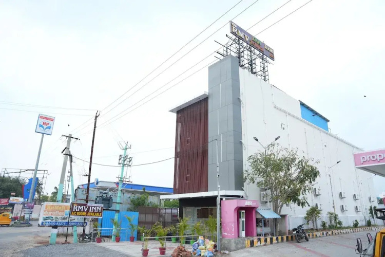 Rmv Inn - 벨로르