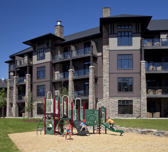 Copper Point Resort - Banff National Park