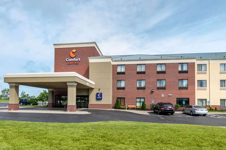 Comfort Suites Speedway - Kansas City - Kansas City, KS