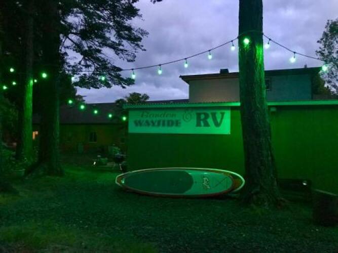 B.side Motel + Rv - Bandon, OR