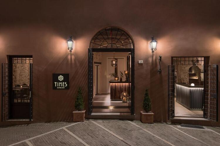 Times Suites & Bar - Perugia