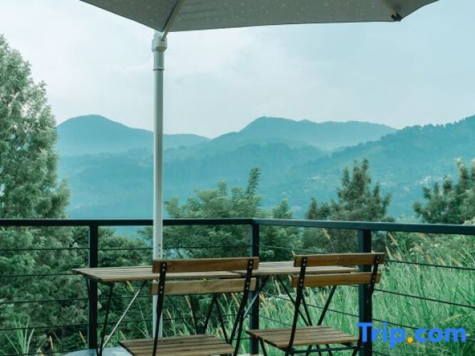 Bobocabin Gunung Mas, Puncak - Cisarua