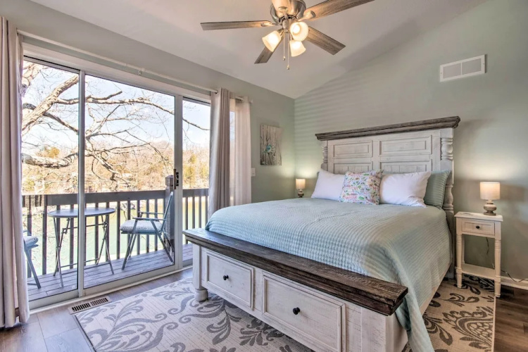 Private Boat Dock: Bright Lake Ozark Home! - Lake Ozark, MO