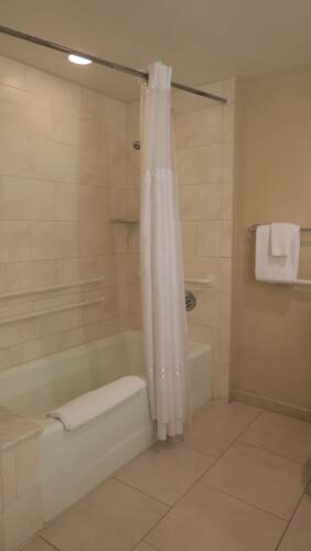 Pier Sixty-six - Plantation