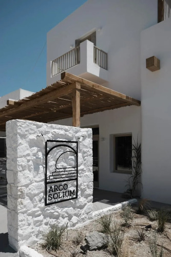 Arco Solium Suites - Milos