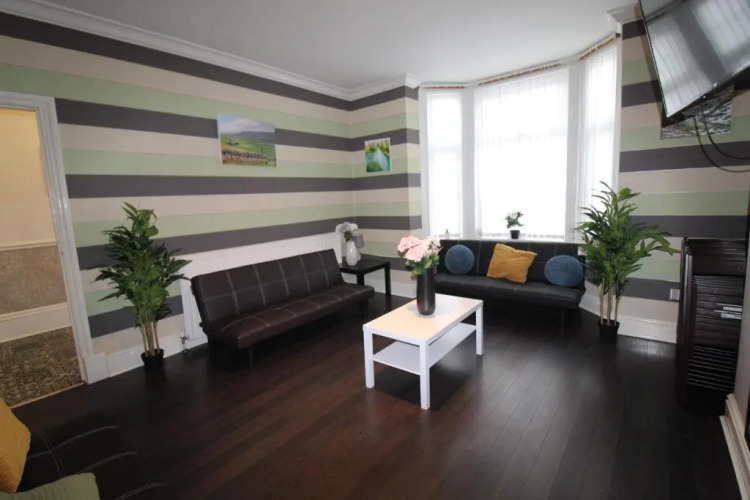 St Anns House - 로더럼