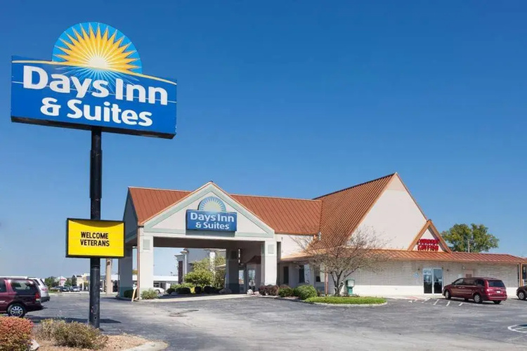 Days Inn & Suites Kokomo - Kokomo, IN