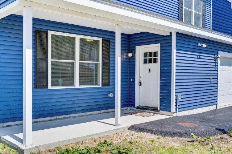 New Hampshire Abode W/ Mountain Views, Near Skiing - White Lake State Park, Tamworth