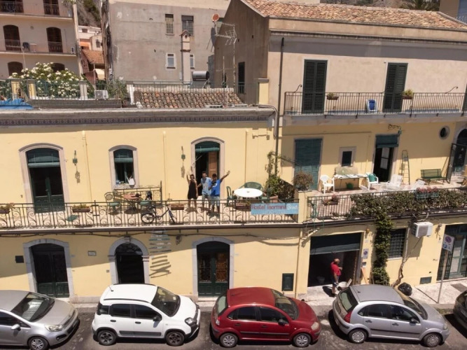 Homstel Beach - Taormina Hostel - Sizilien