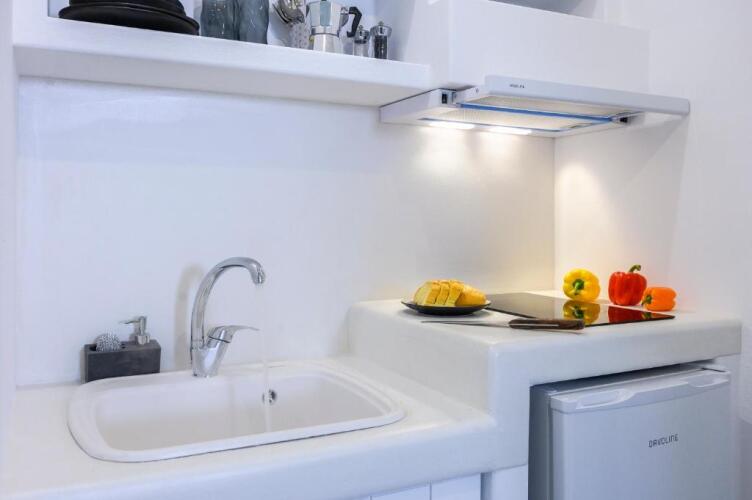 Milinon Suites - Milos