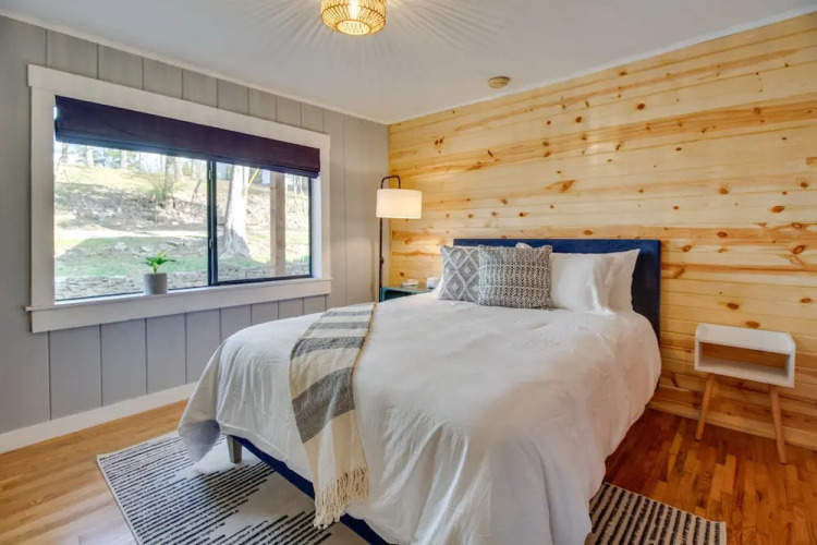 Henderson Cabin W/ Deck & Scenic Lake Views! - Mountain Home, AR