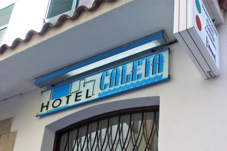 Hotel Caleta - Catalonia