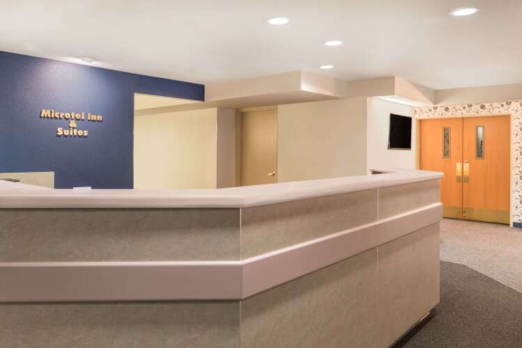 Microtel Inn & Suites By Wyndham Sainte Genevieve - Evansville, IL