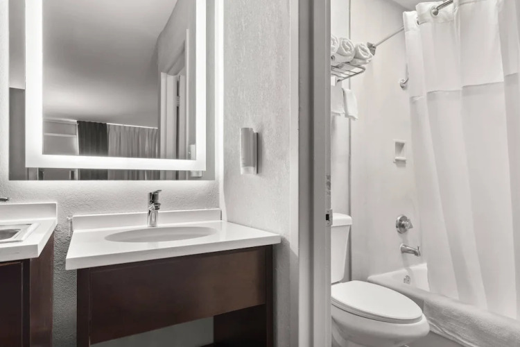 Suburban Studios - Orange Park, FL