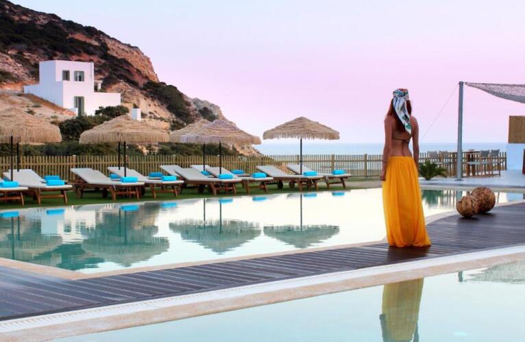 Golden Milos Beach - Milos