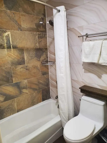 The Essence Hotel At Jfk - Port Washington, NY