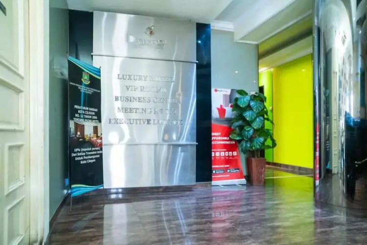 Reddoorz Plus Near Simpang Tiga Tritayasa Cilegon - Cilegon