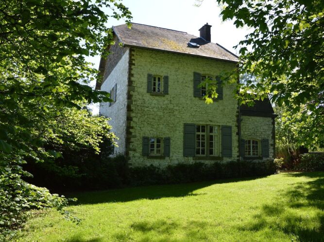 Quiet Cottage In Roumont - Martelange