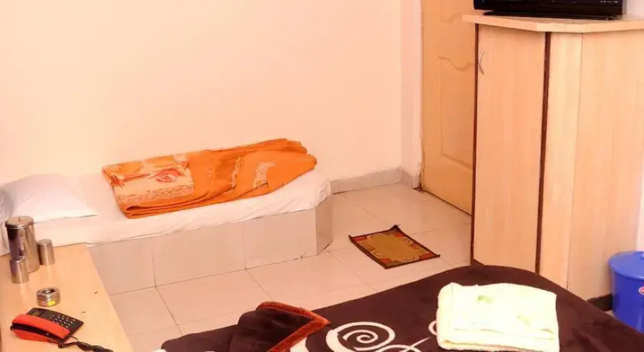 Matoshree Executive - Mahabaleshwar