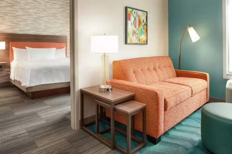 Home2 Suites By Hilton Madison East - Madison, WI