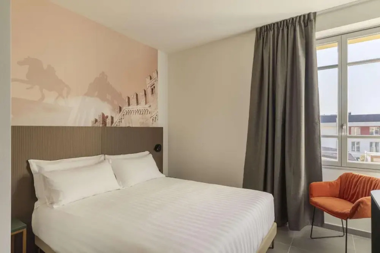 B&b Hotel Piacenza - Piacenza