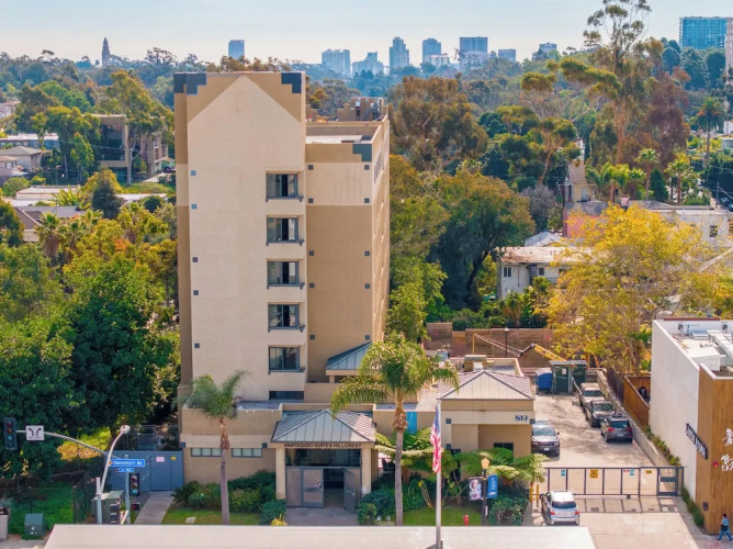 Uptown Inn By Vantaggio Suites - San Diego, CA
