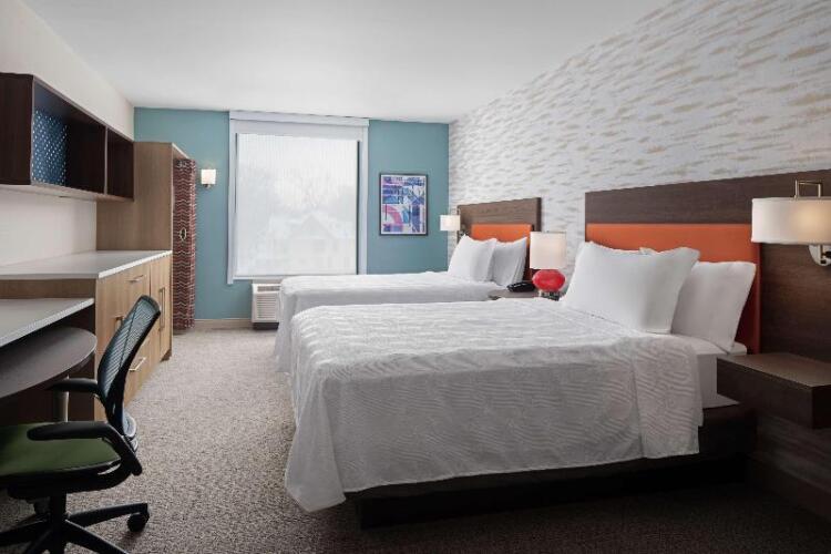 Home2 Suites Des Moines At Drake University - Des Moines, IA