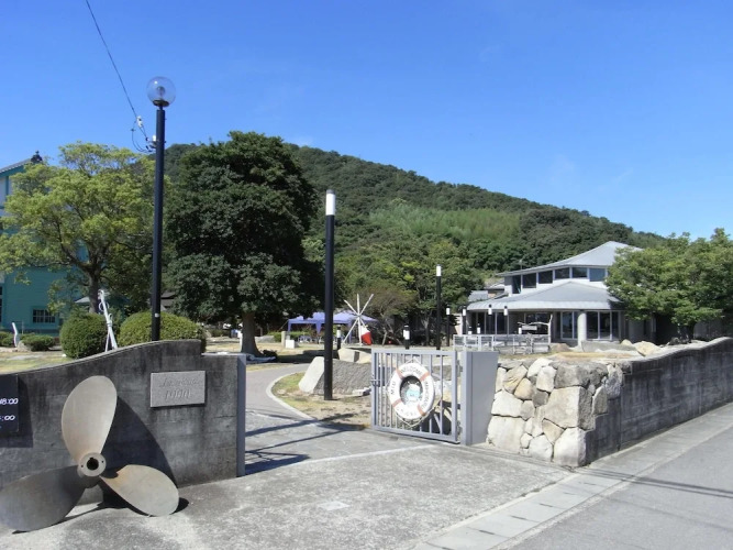 Le Port Awashima - Marugame