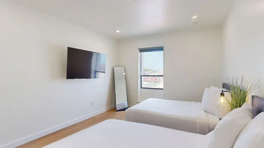 Ocean's Edge Luxury Rentals - Sea Isle City, NJ
