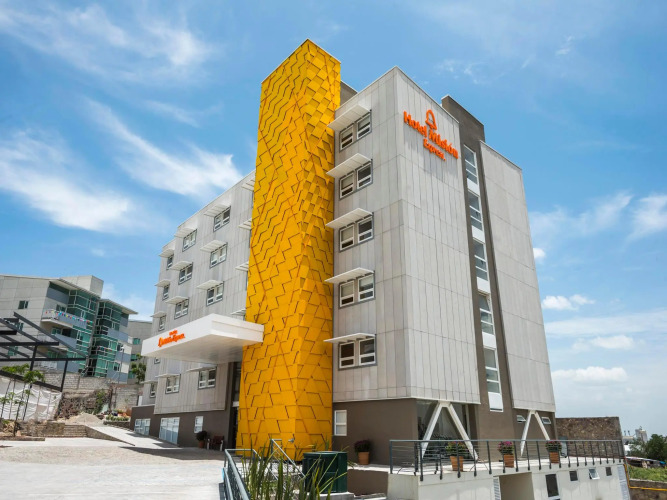 Hotel Misión Express Querétaro - Santiago de Querétaro