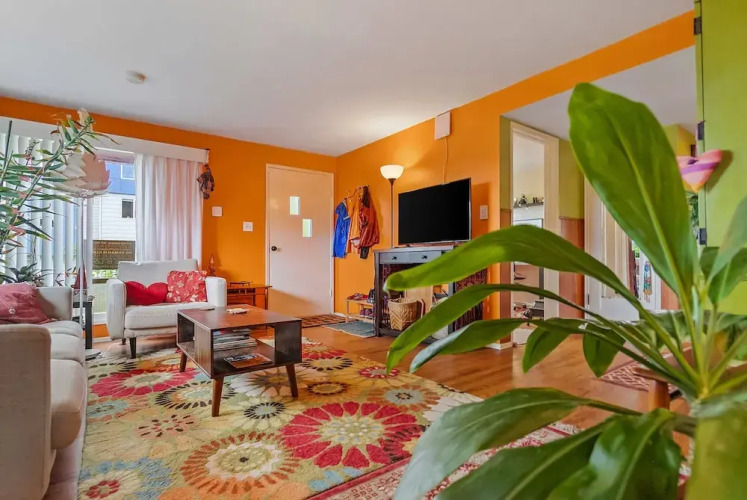 Boho Bliss Bungalow - Edmonds, WA