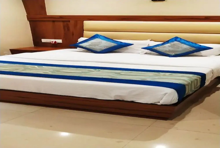 Hotel Sai Suites - Near Dadar Station - Mumbai