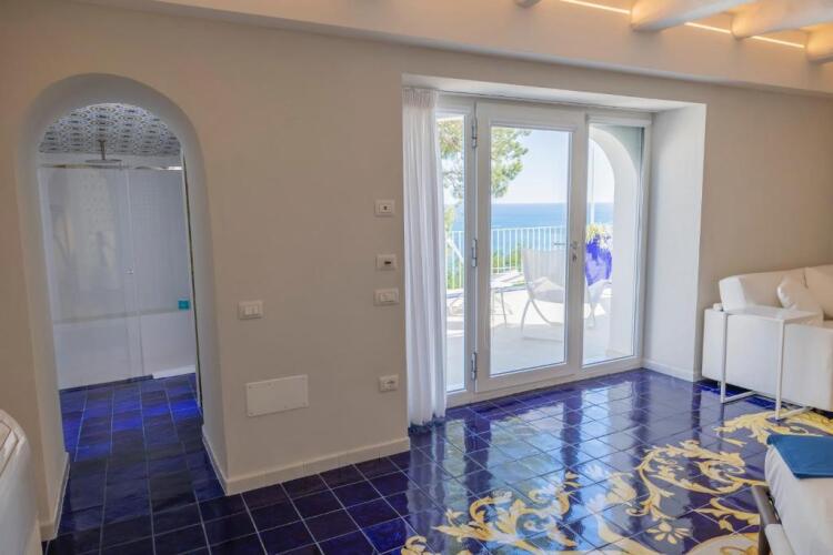 Decori Suites Amalfi Coast - Vietri sul Mare