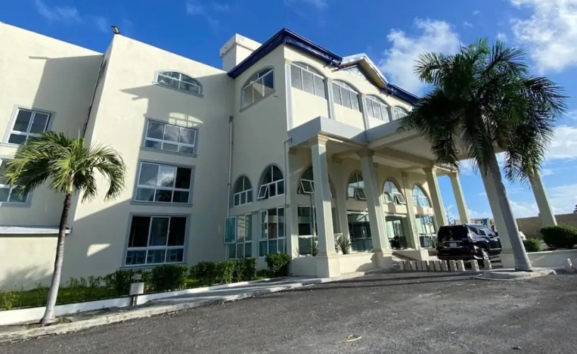 Hotel El Imperio Punta Cana - Punta Cana