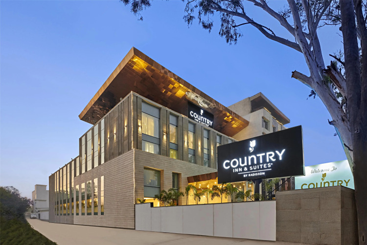 Country Inn & Suites By Radisson Zirakpur - Zirakpur