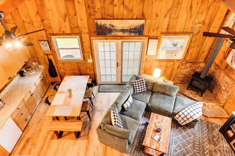 2 Mi To Conway: Cozy Cabin W/ Grill & Yard! - Conway, NH