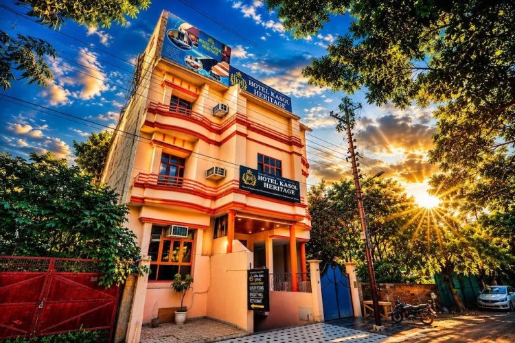 Hotel Kasol Heritage - Lucknow