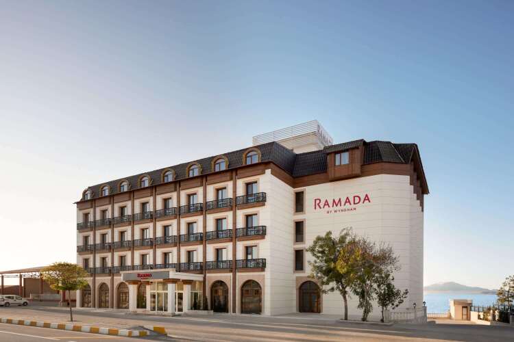 Ramada By Wyndham Van - Van