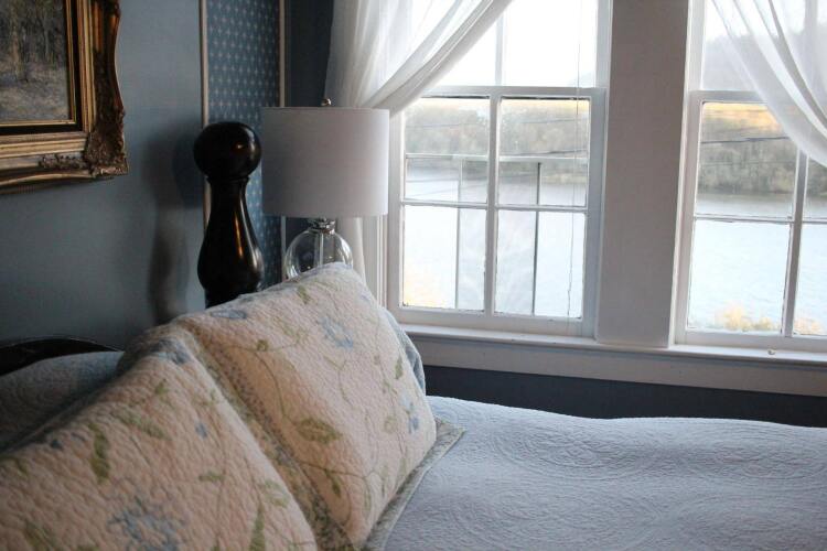 The Historic Requa Inn - Klamath, CA