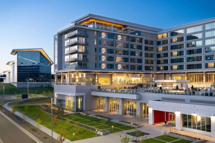 Hotel Polaris - Colorado Springs, CO