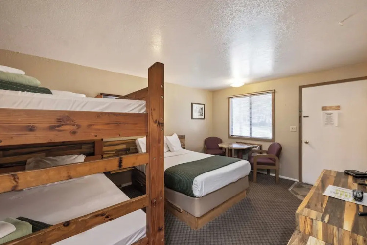 Birch Glen Hotel - Tamarack Ski Resort, ID