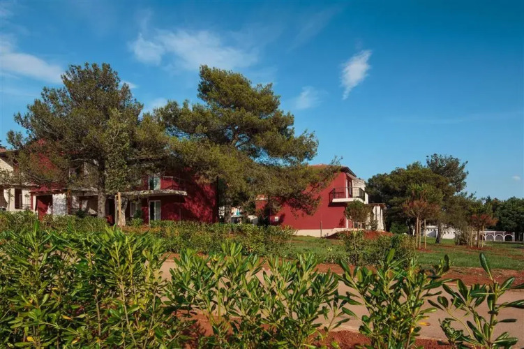 Complesso Degli Appartamenti Sol Katoro - Umag