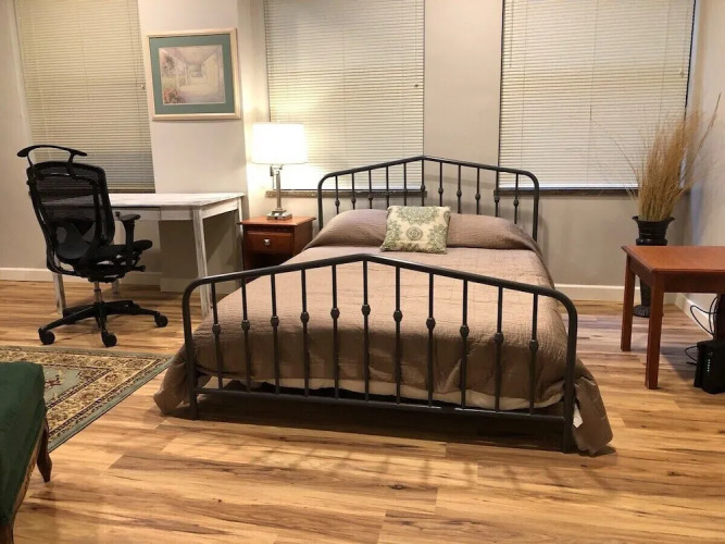 208 New Downtown Living Studio - Charleston, WV