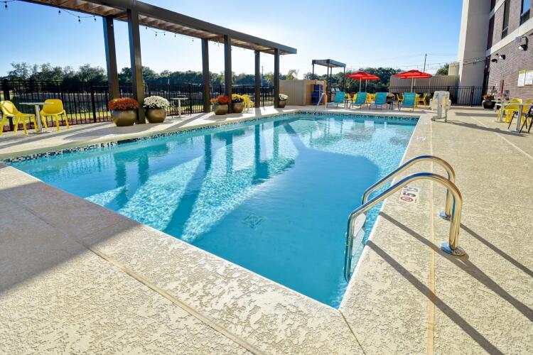 Home2 Suites By Hilton Lagrange - Pine Mountain, GA