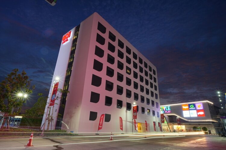 Go Hotel Ban Chang Robinson Lifestyle - 