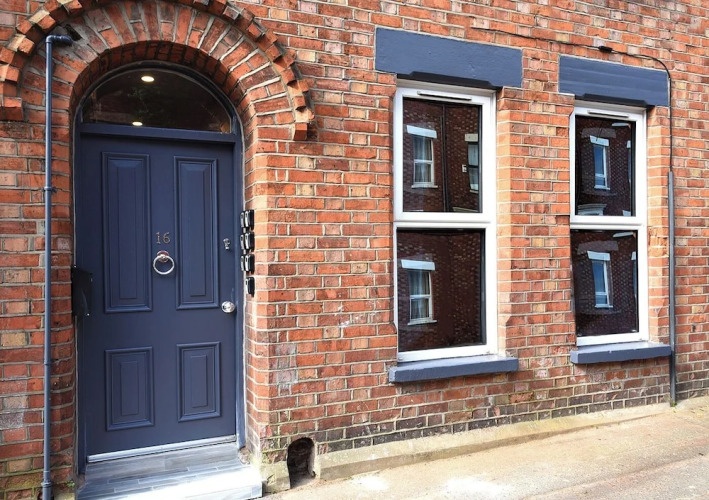 Ocho Homes By Eight Continents - Belfast